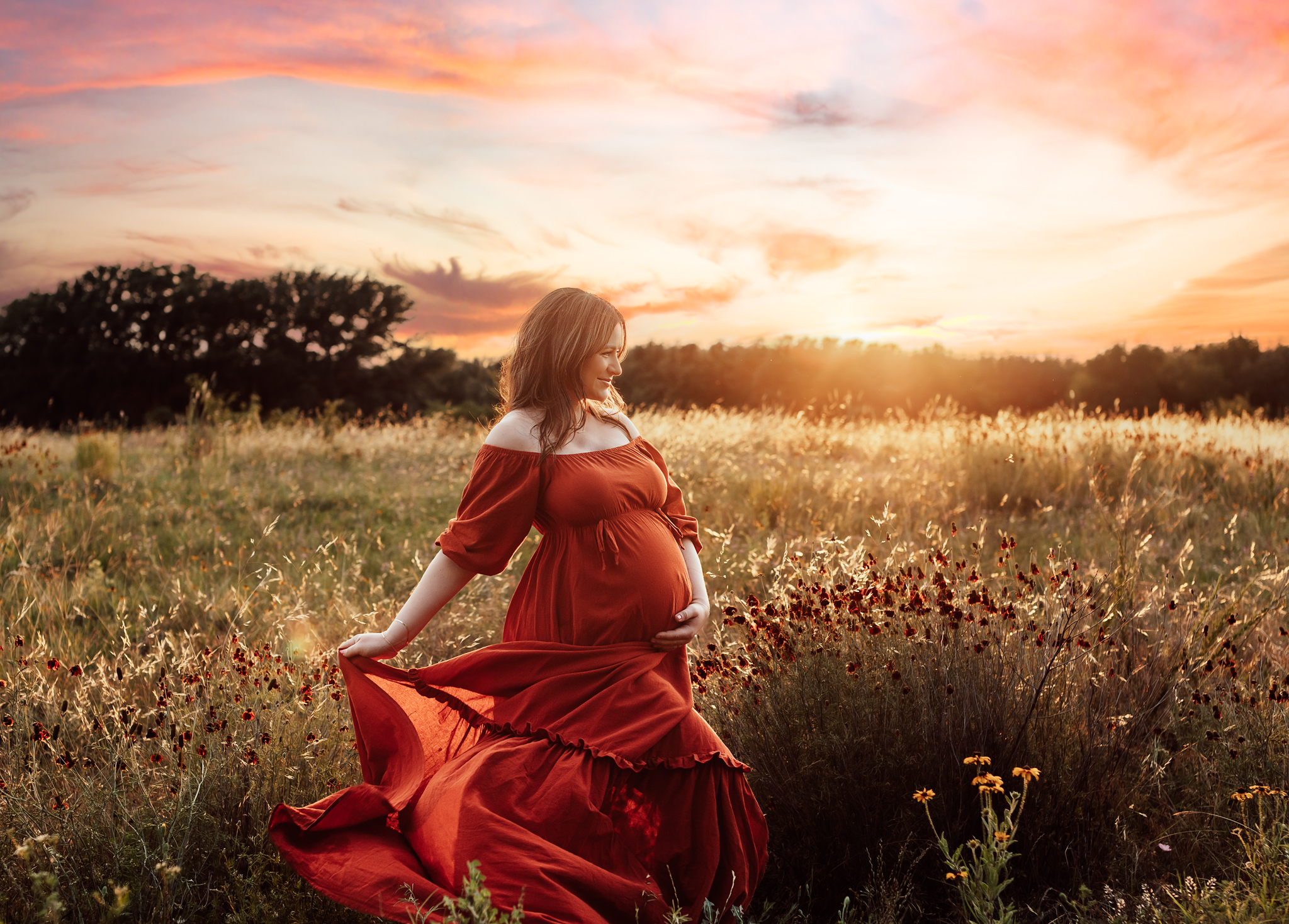 Must See Dallas Sunset Maternity Session - Dani Adams-Barry Photography